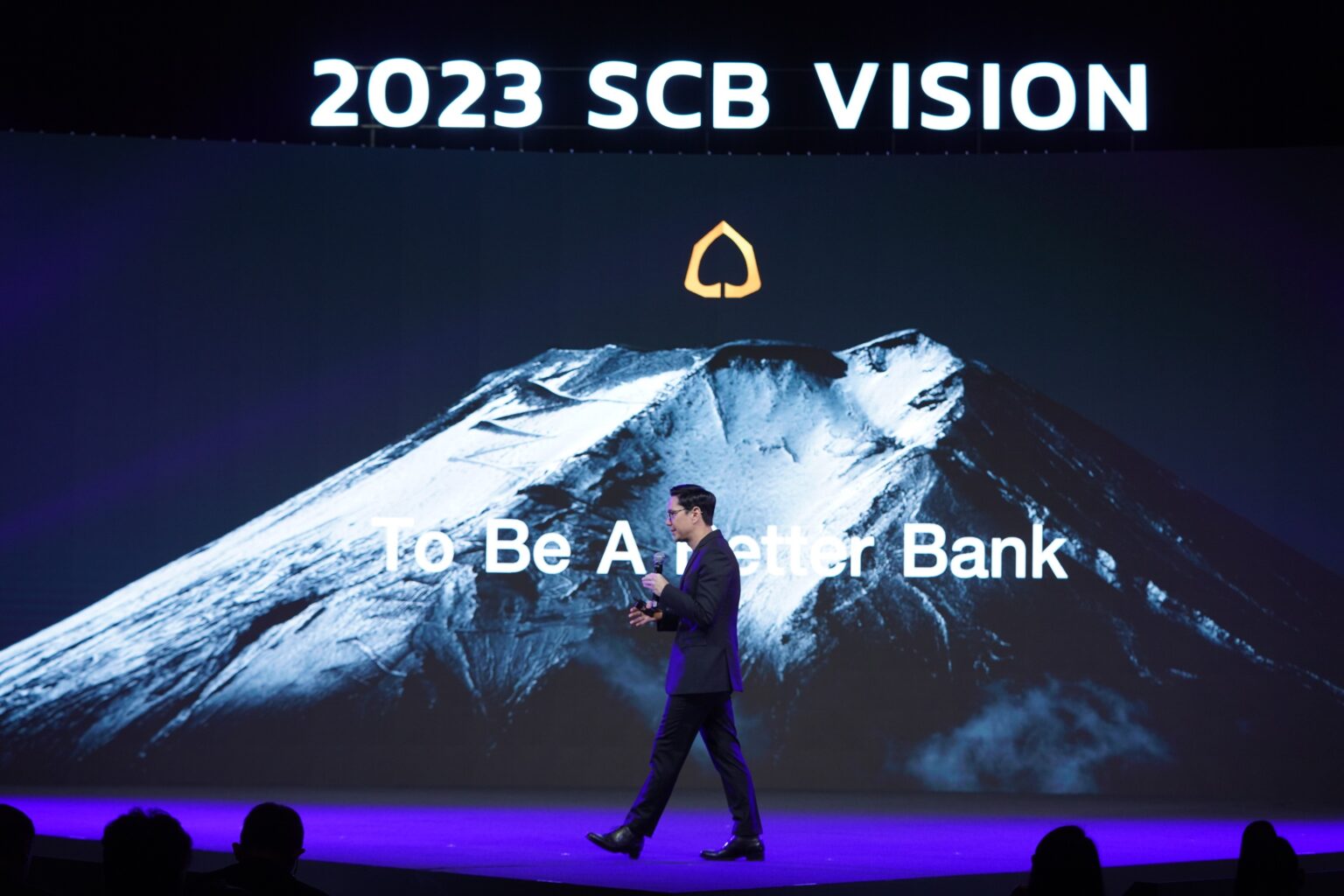 SCB ประกาศกลยุทธ์ พร้อมเปิดทีมบริหารชุดใหม่ มุ่งสู่ดิจิทัลแบงก์อันดับ 1 ในไทย • Thumbsup
